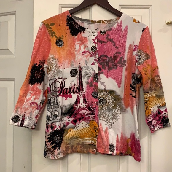 Onque Casuals | Tops | 229 Onque Casuals Paris S Snap Button Top Last ...